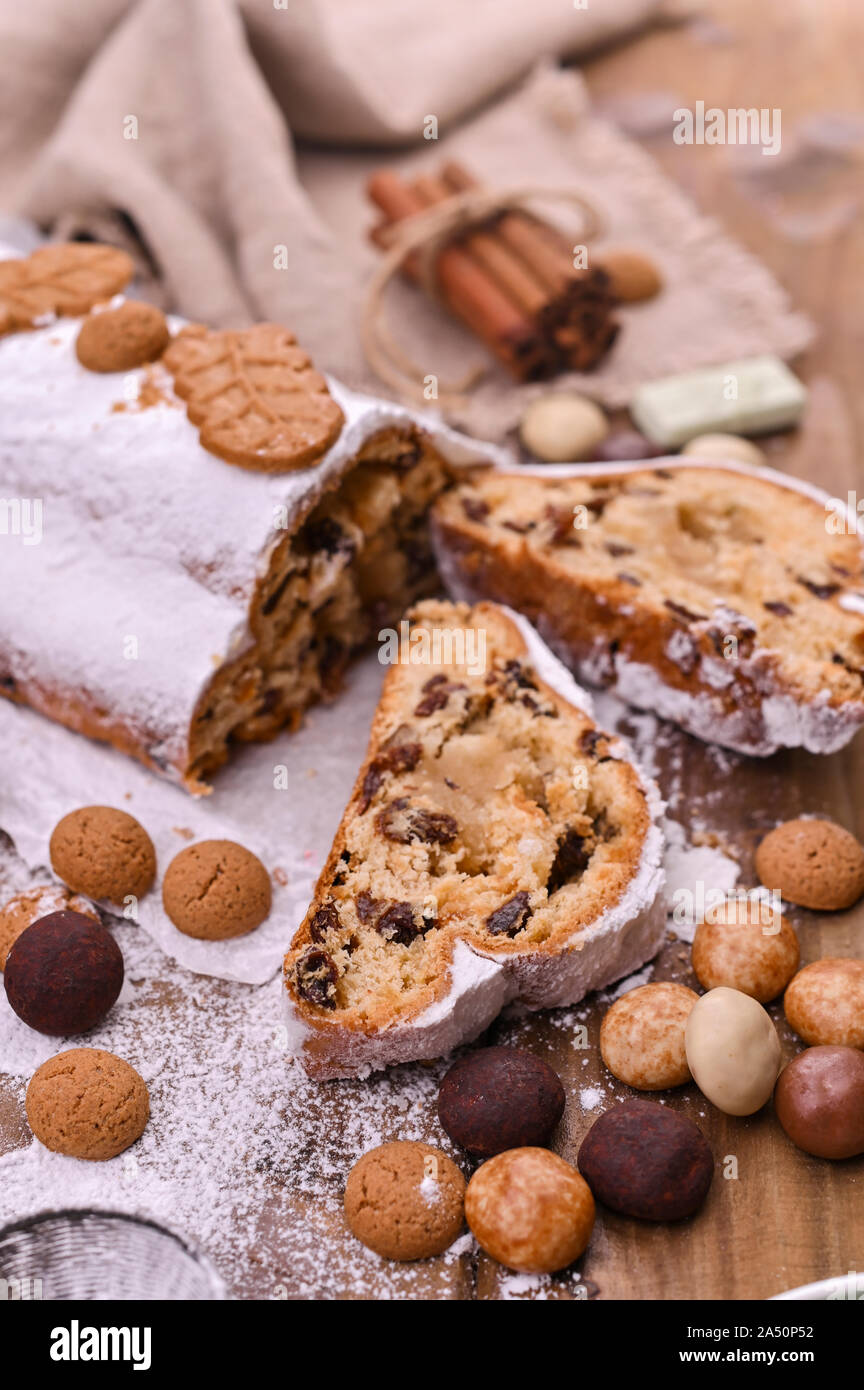 Traditional German Christmas pastries, miscellaneous cookies and ...