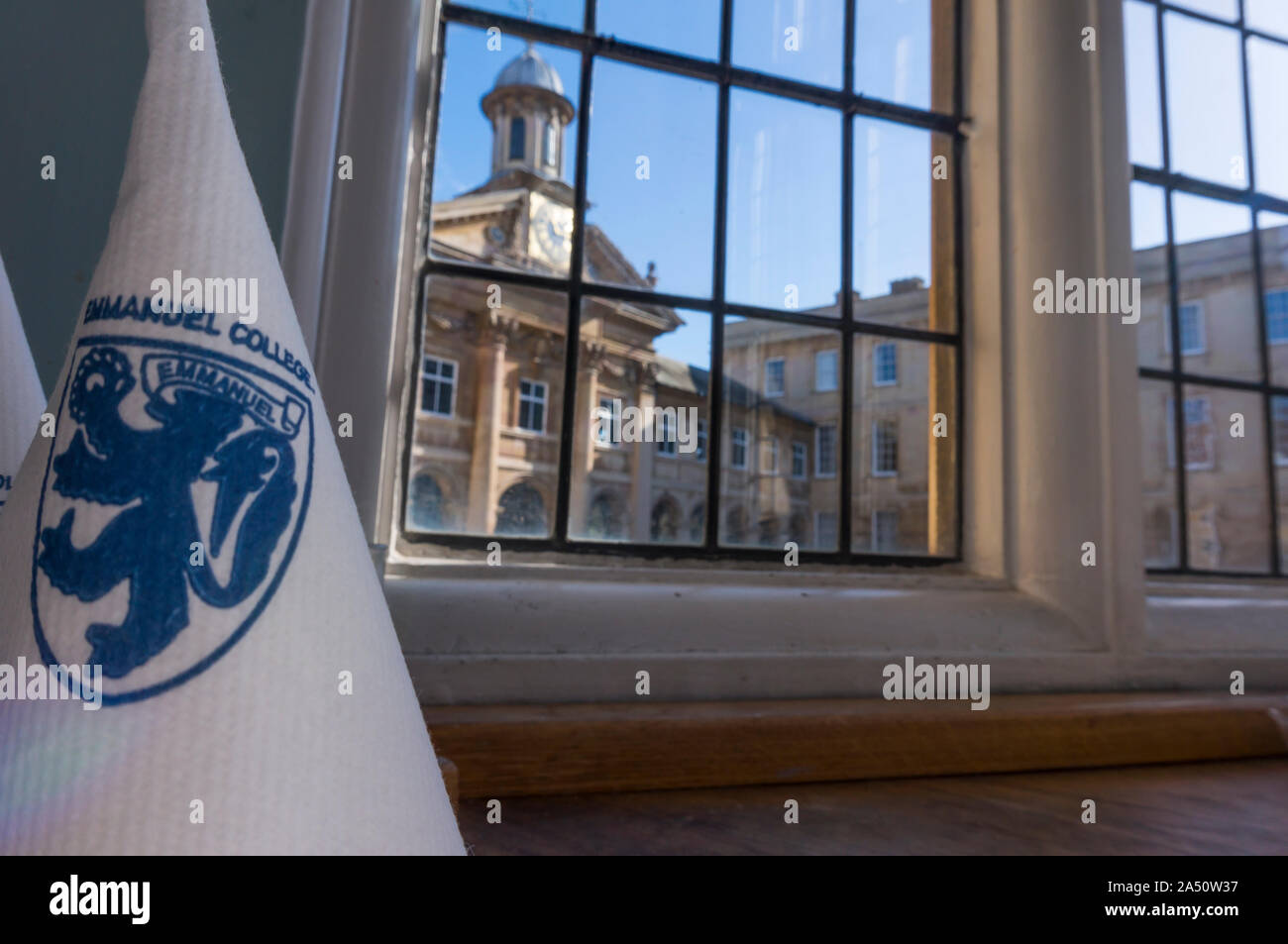Emmanuel College with his fabulous dining hall. Magnificent Cambridge ...