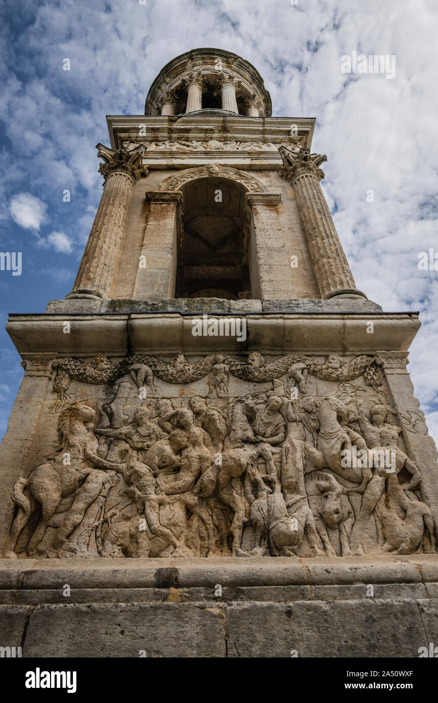 Mausoleum glanum hi-res stock photography and images - Alamy