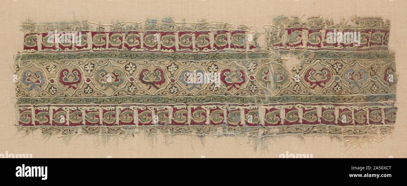 Tiraz textile fragment hi-res stock photography and images - Alamy