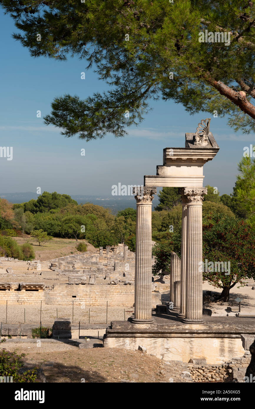 The Roman ruins of Glanum, San Remy, Provence, France Stock Photo - Alamy