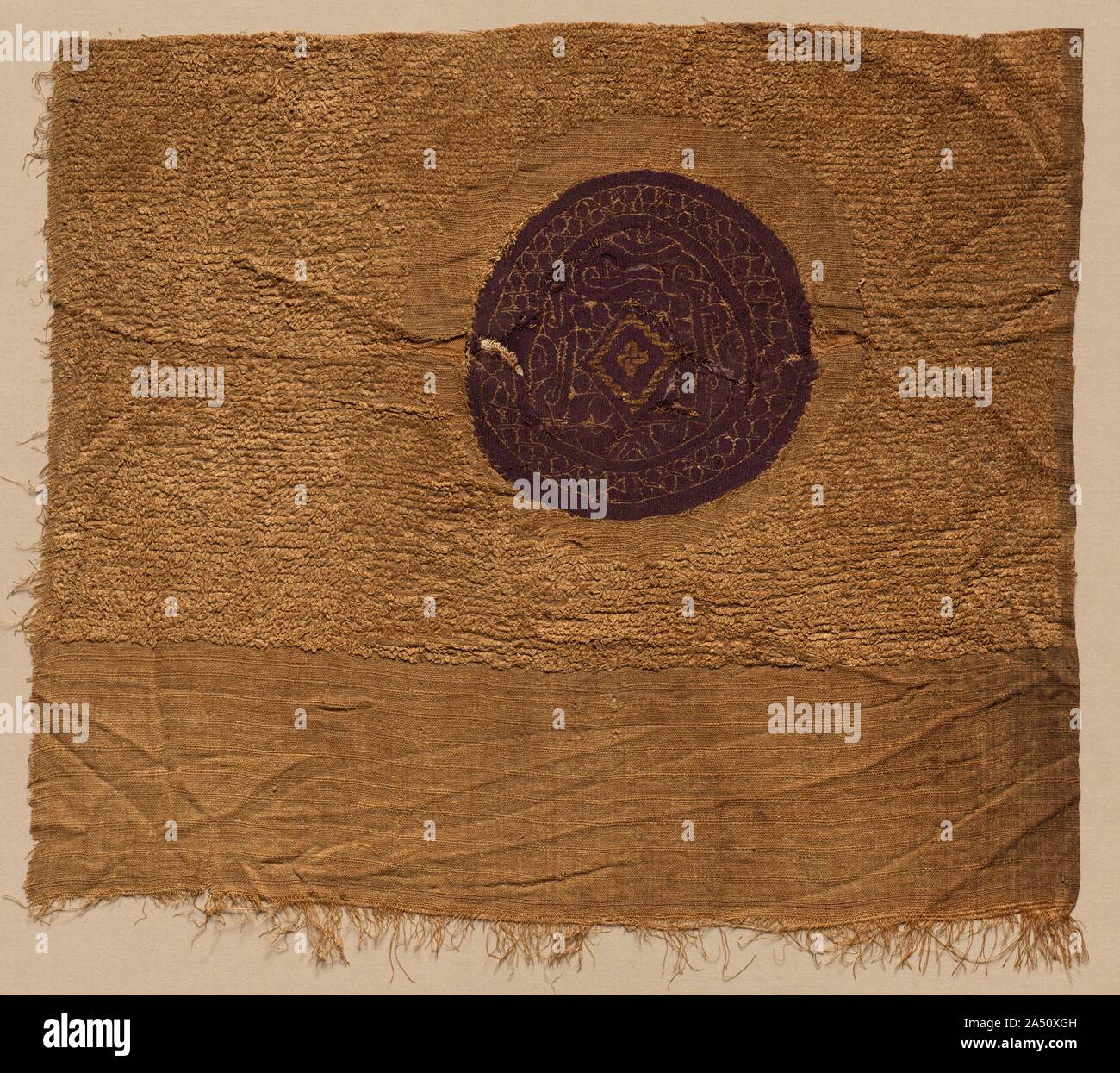 Overlapping roundels hi-res stock photography and images - Alamy
