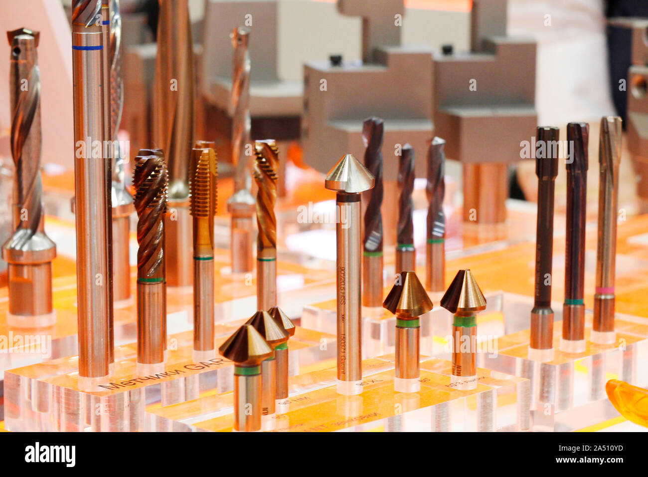 Titanium aerospace production hi-res stock photography and images - Alamy