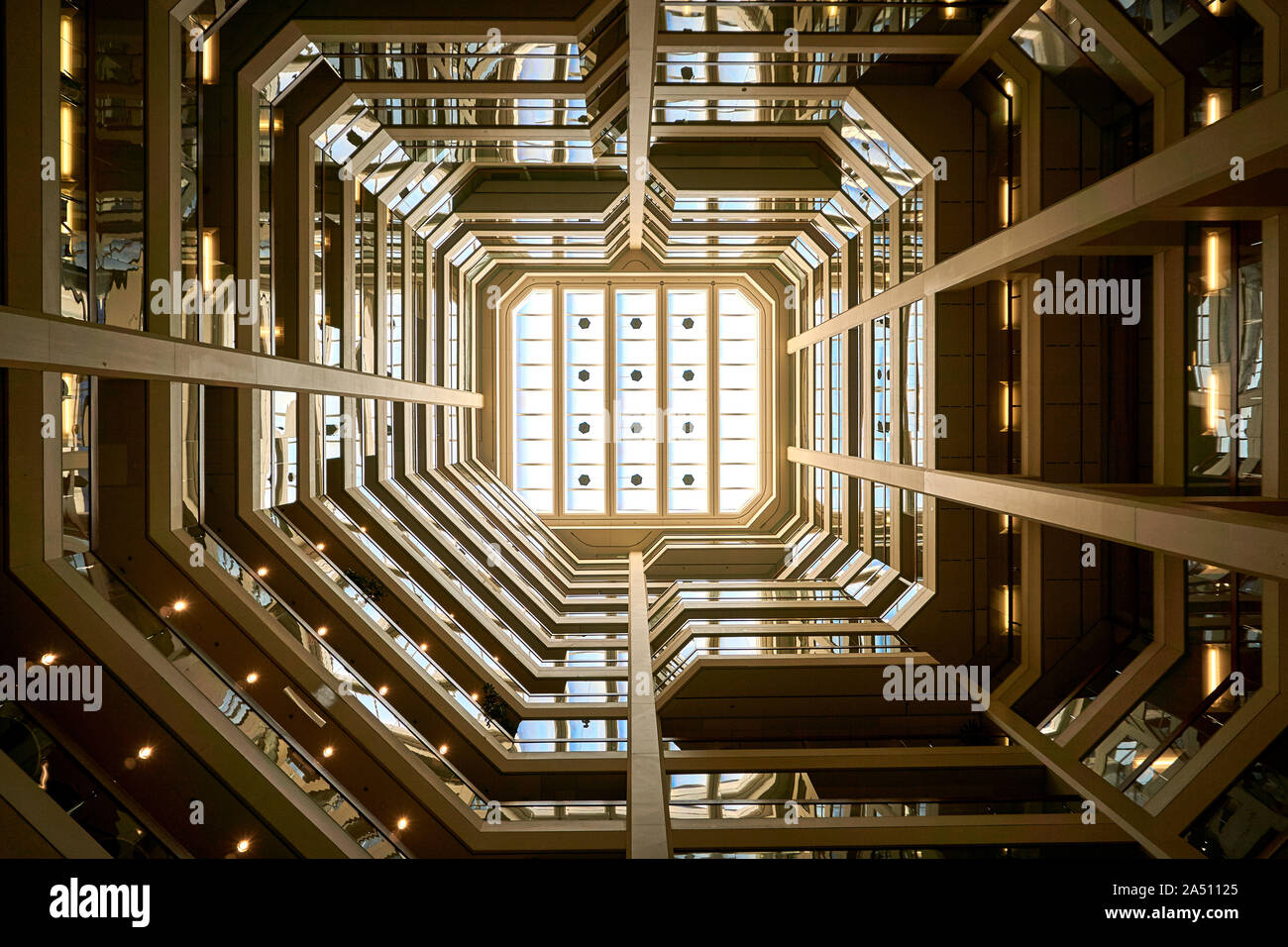 Toronto atrium hi-res stock photography and images - Alamy