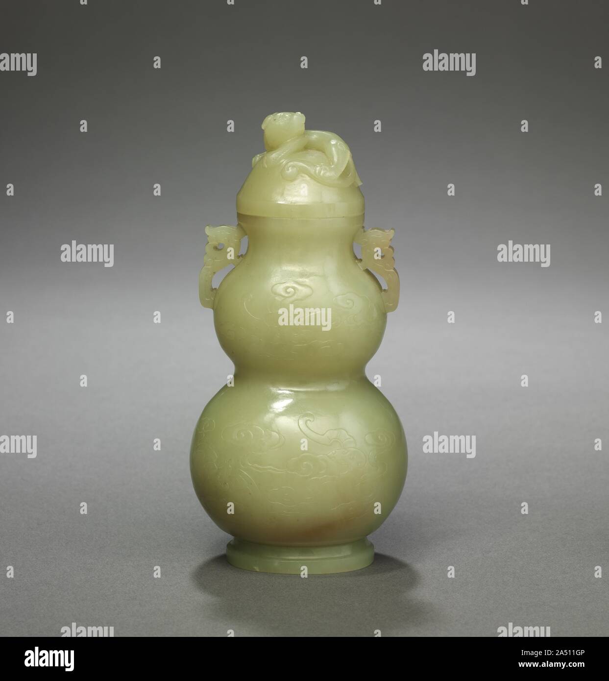 Gourd shaped vase hi-res stock photography and images - Alamy