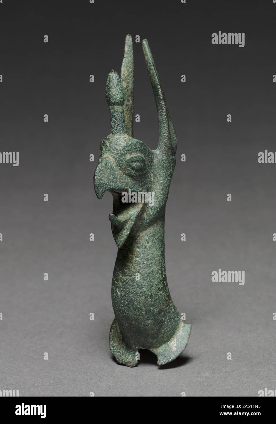 Fantastic griffins hi-res stock photography and images - Alamy