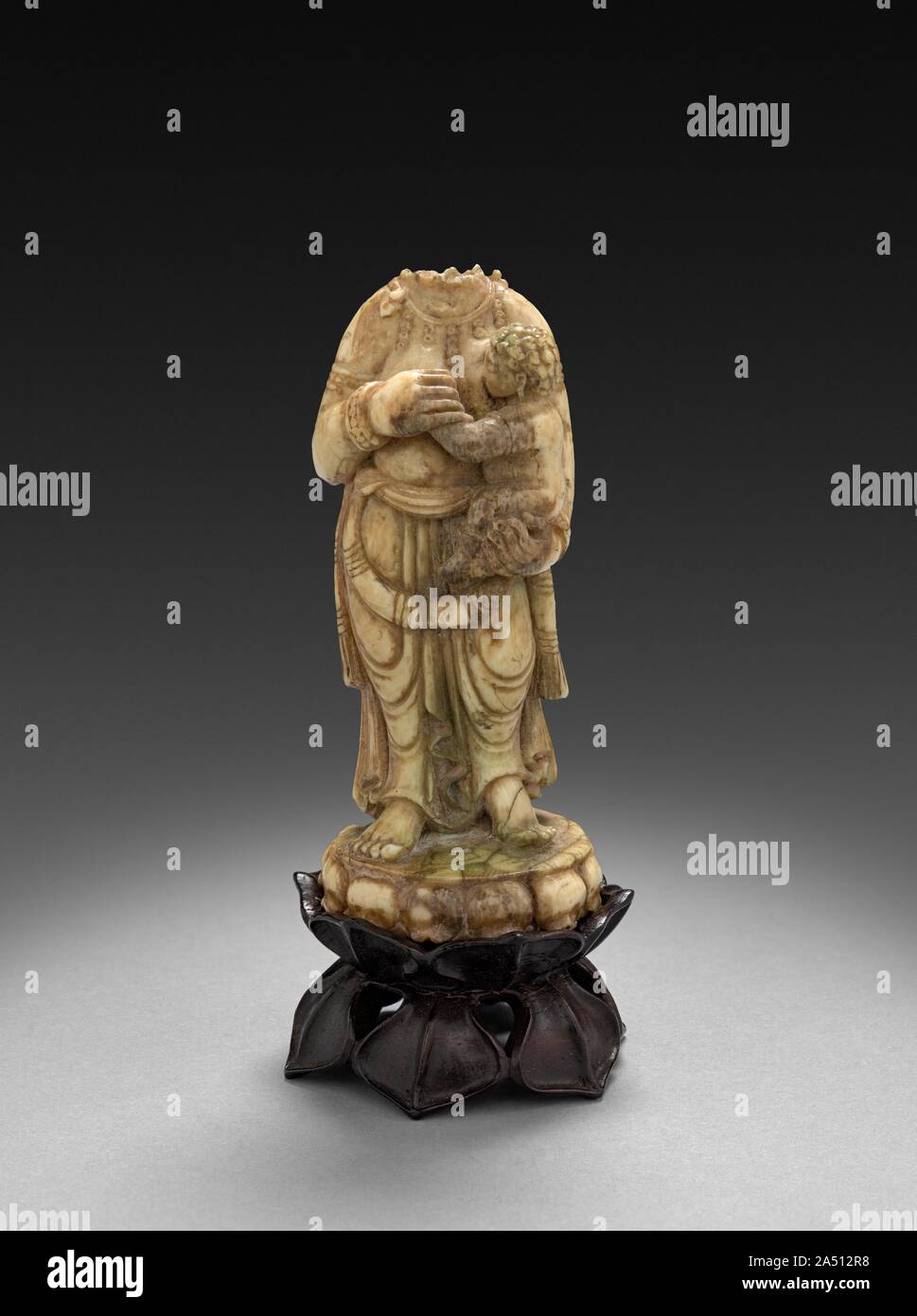 Hariti statuette hi-res stock photography and images - Alamy