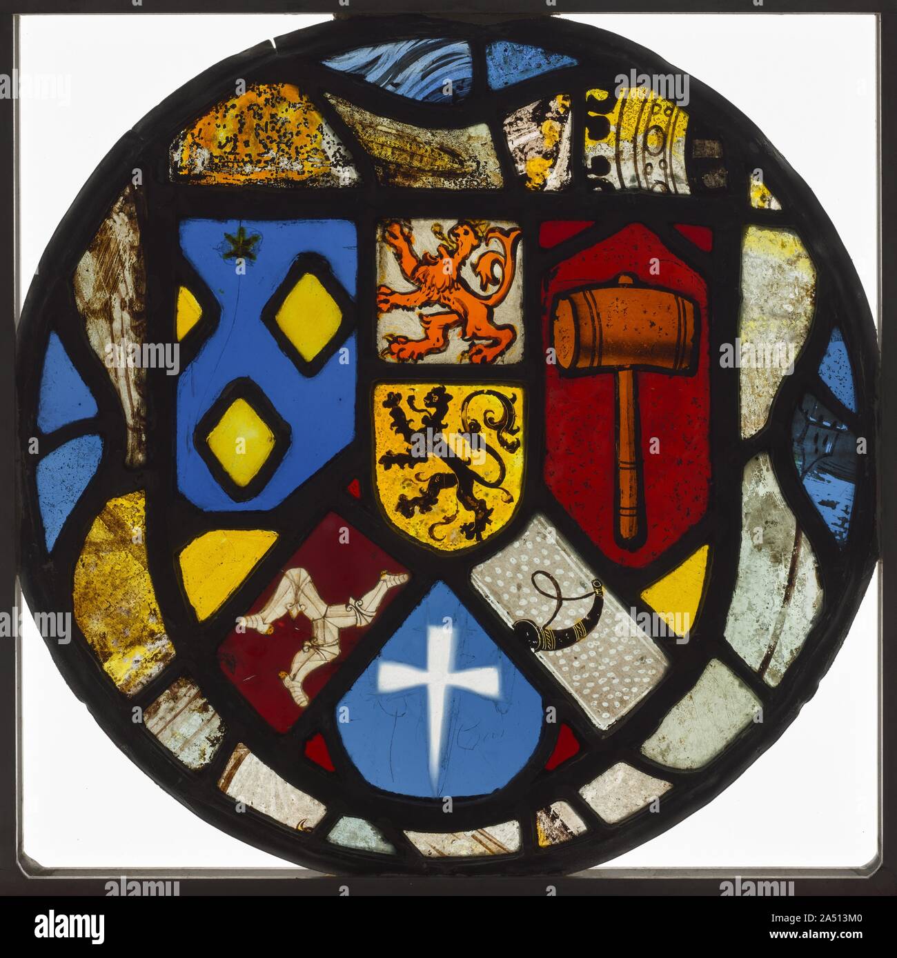 Heraldic roundel hi-res stock photography and images - Alamy