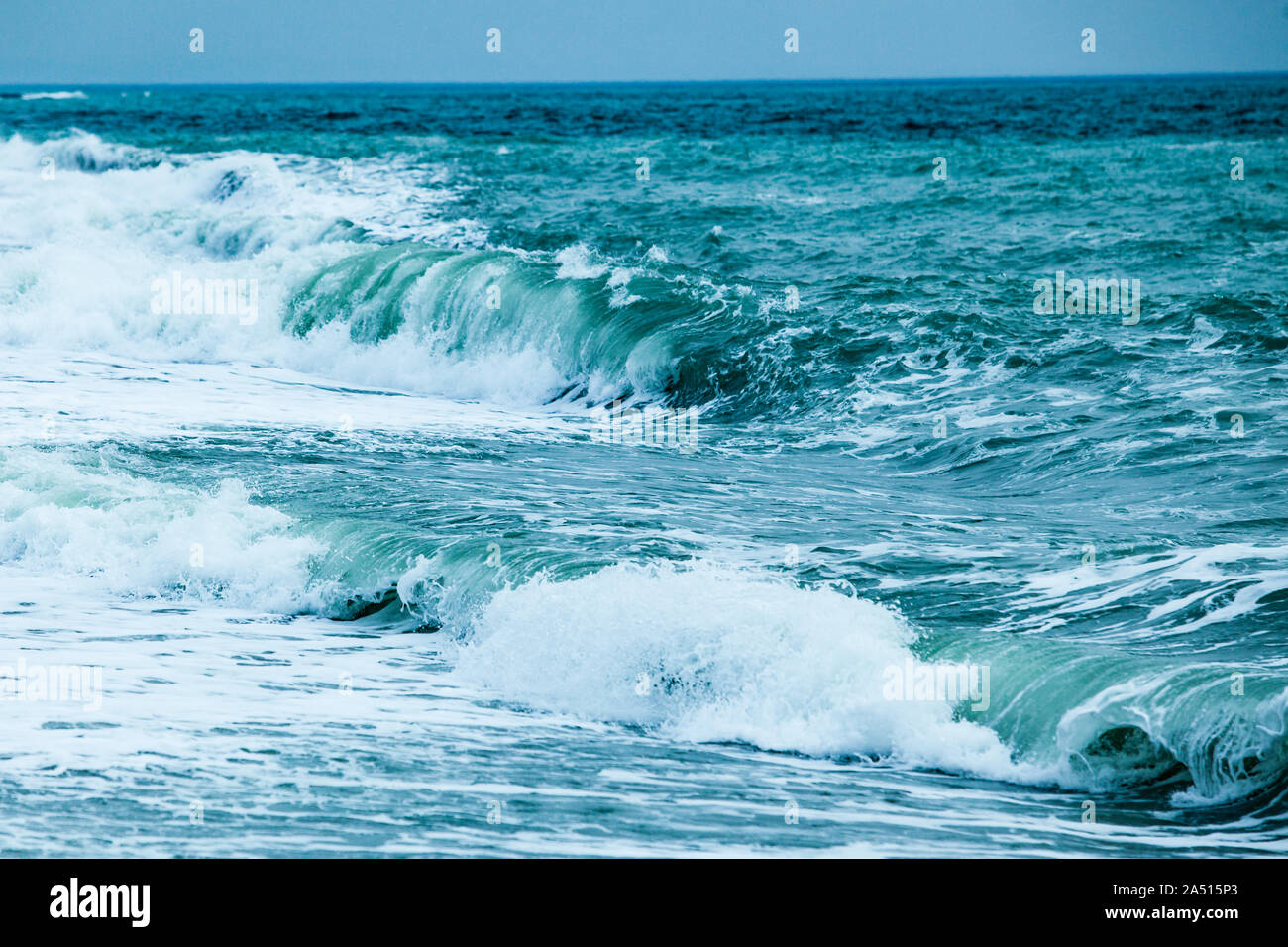 powerful ocean waves breaking natural background Stock Photo - Alamy