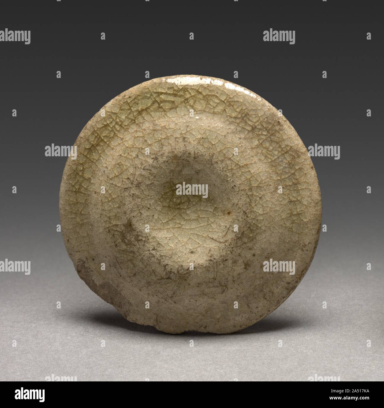 Incense Box (lid): Seto Ware, 1200s-1300s. Old Seto, also called Koseto ...