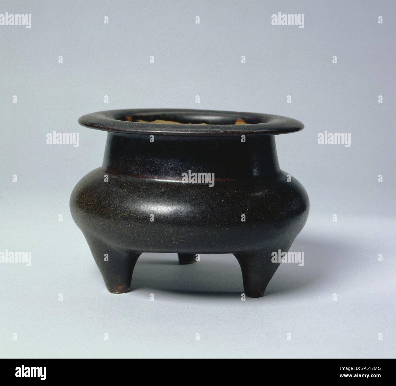 Jizhou ware hi-res stock photography and images - Alamy