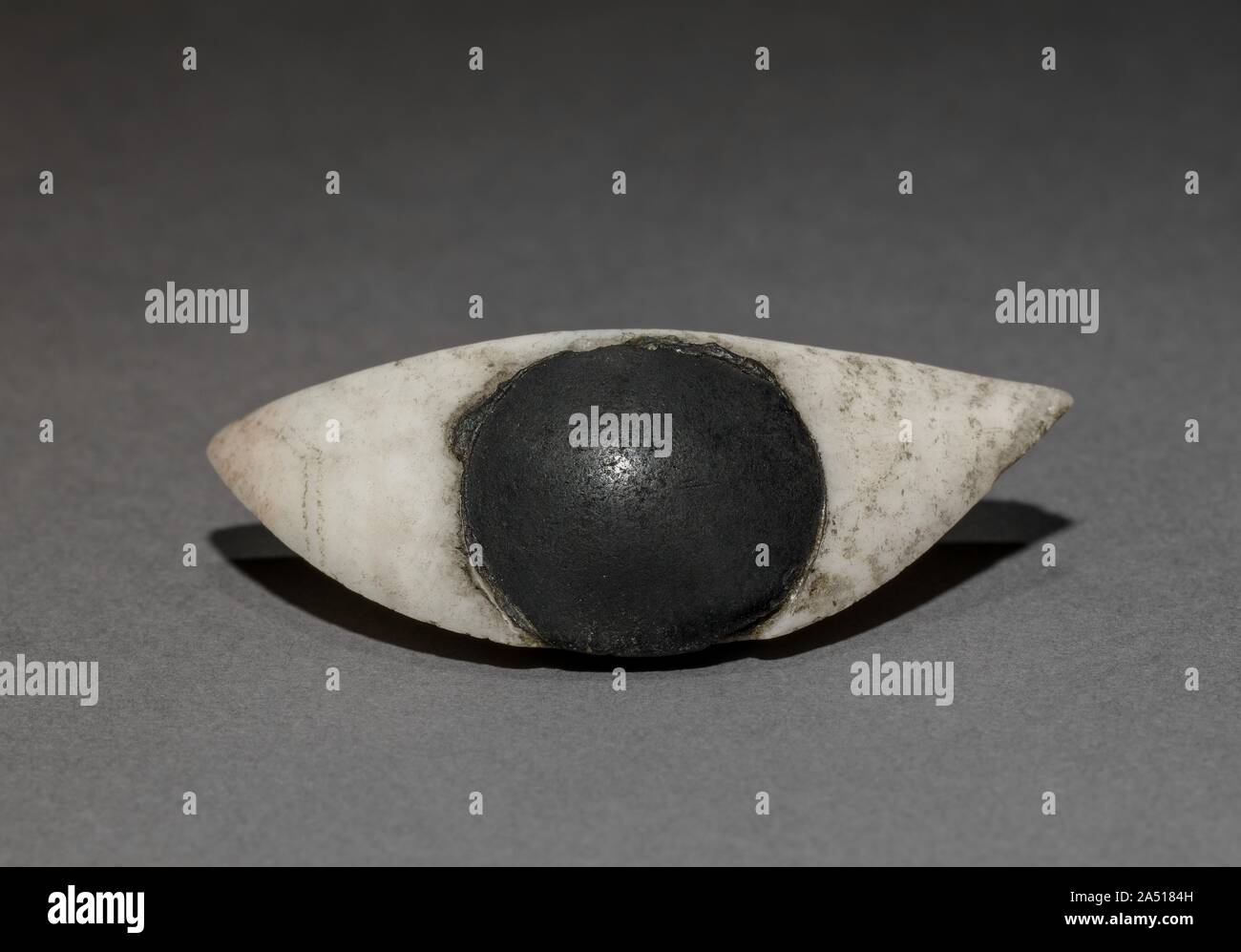 Inlay eye hi-res stock photography and images - Alamy