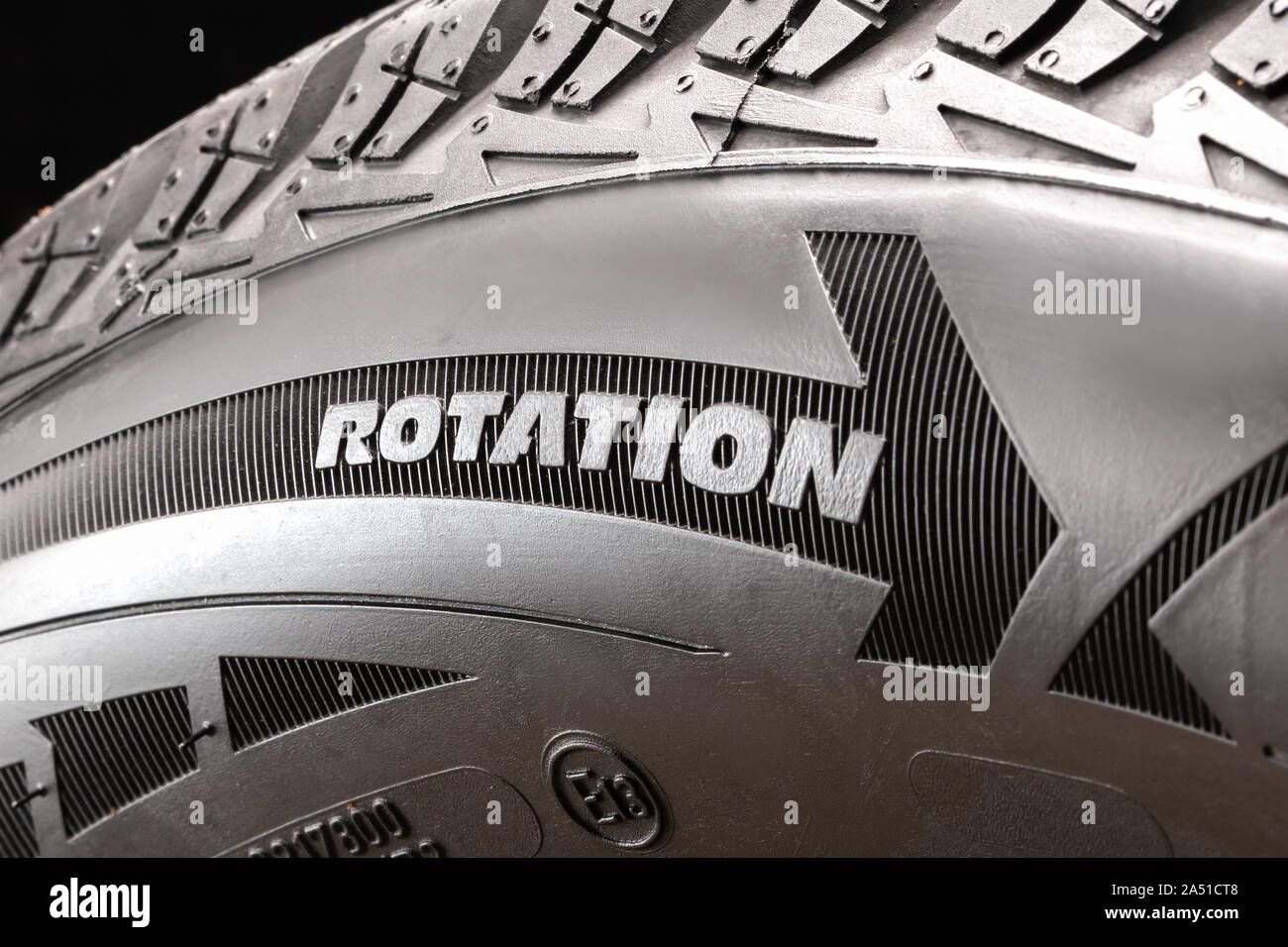 rotation-arrow indicating the rolling direction of the tire to properly ...
