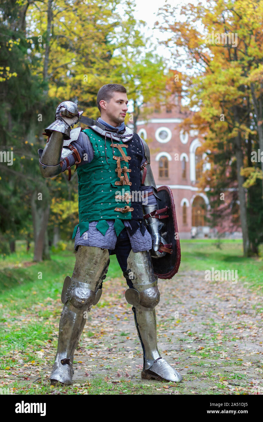 knight winner successful victory team leader target medieval business ...