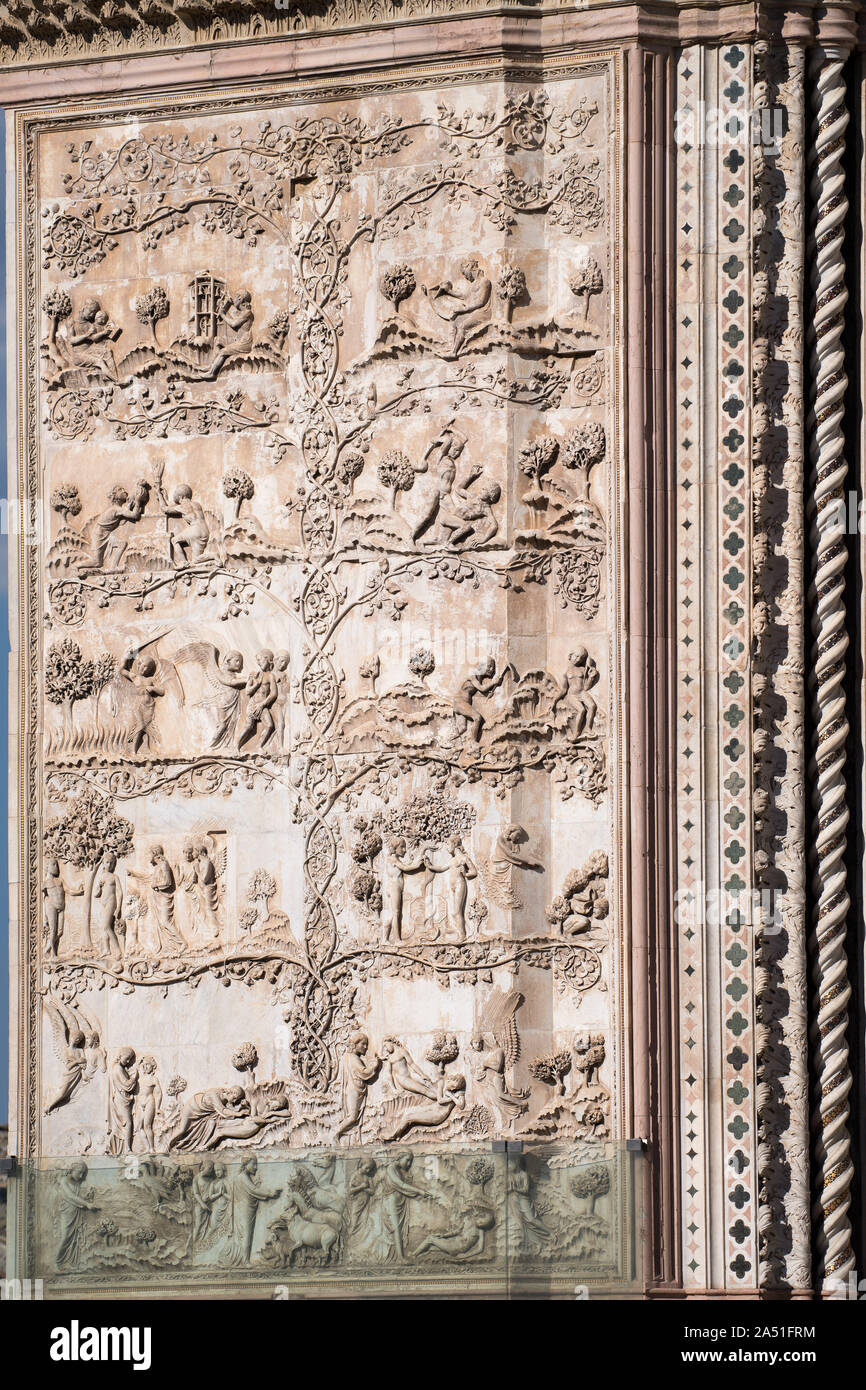 Italian Gothic Cattedrale di Santa Maria Assunta (Cathedral of ...