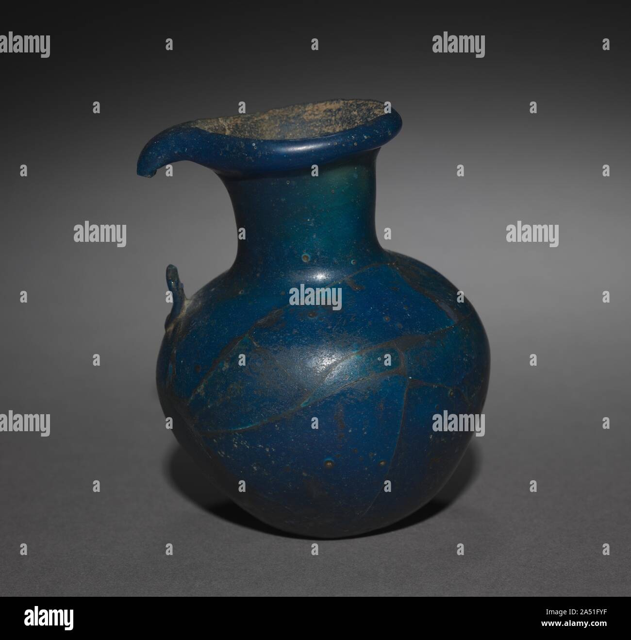 Long necked flask hi-res stock photography and images - Alamy