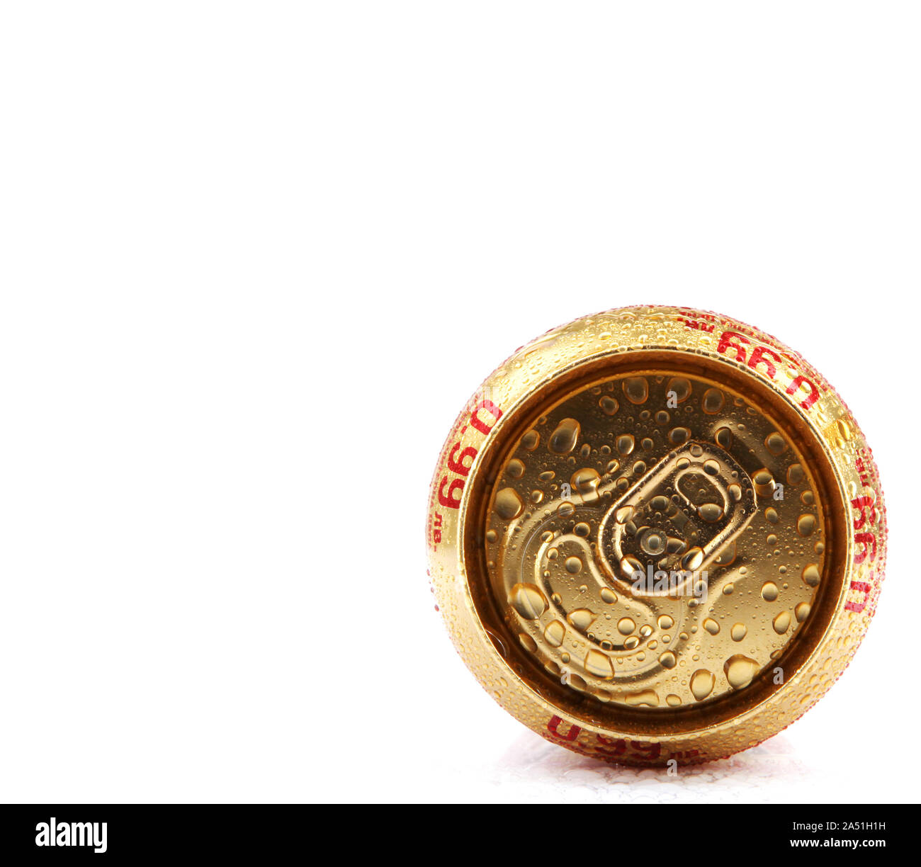 Guinness white cans hi-res stock photography and images - Alamy