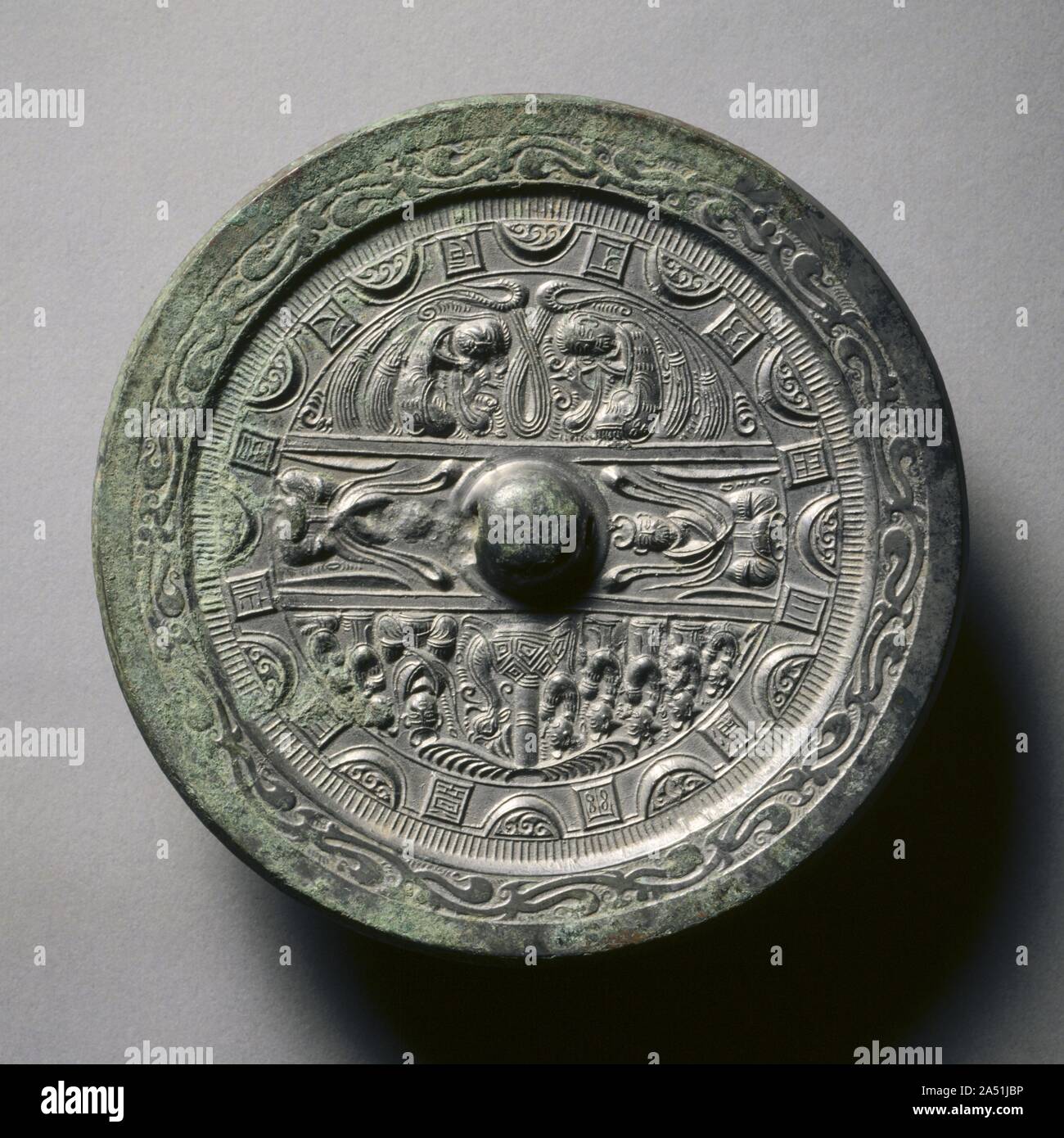 Mirror featuring deities hi-res stock photography and images - Alamy