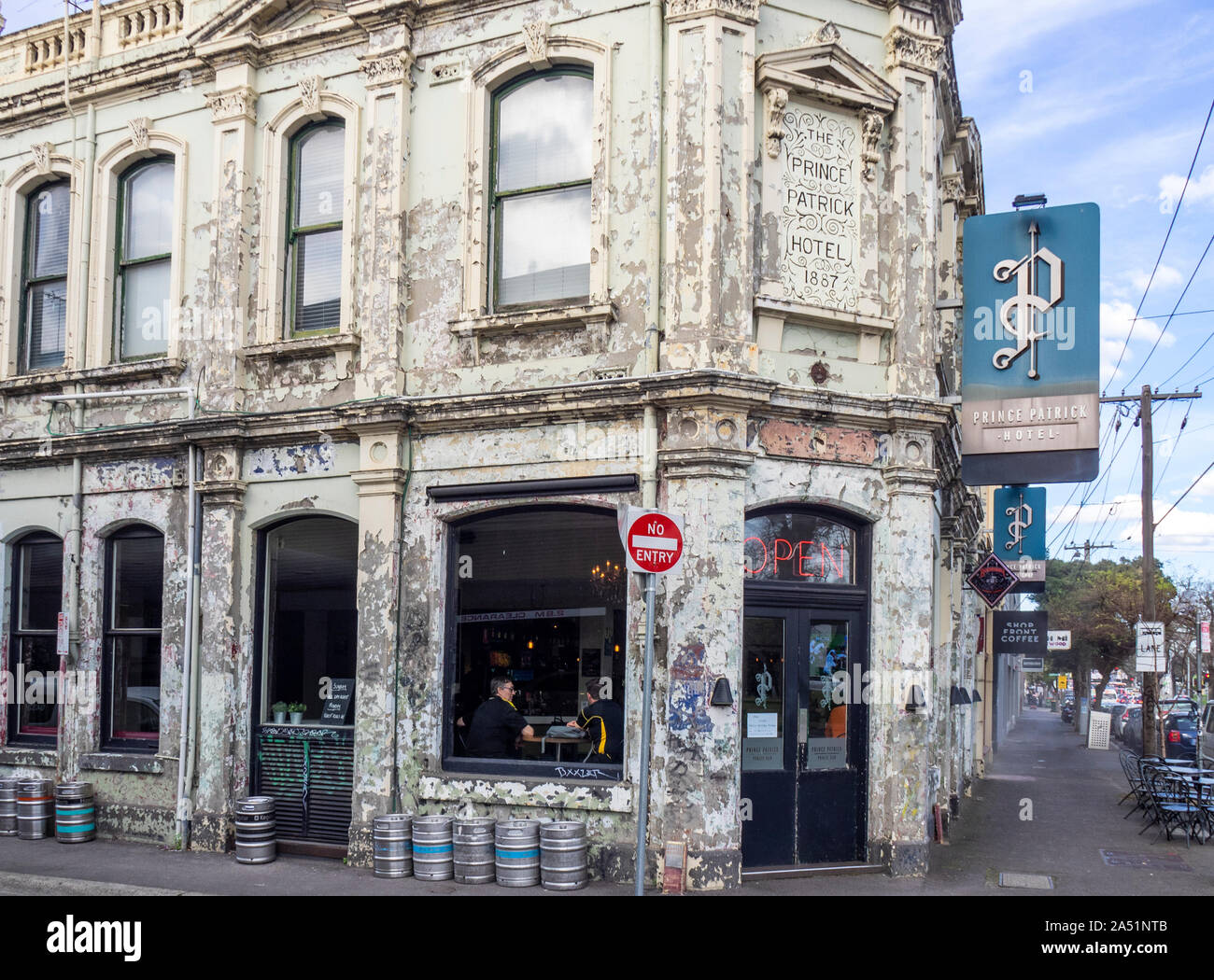 Victoria parade hi-res stock photography and images - Alamy