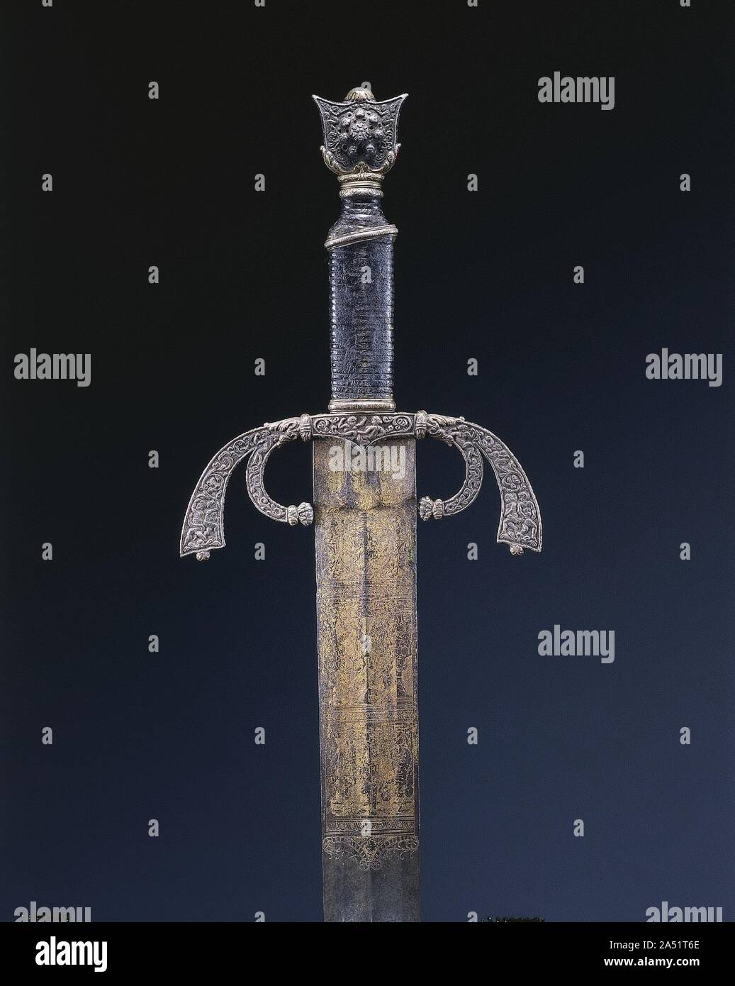Parade sword hi-res stock photography and images - Alamy