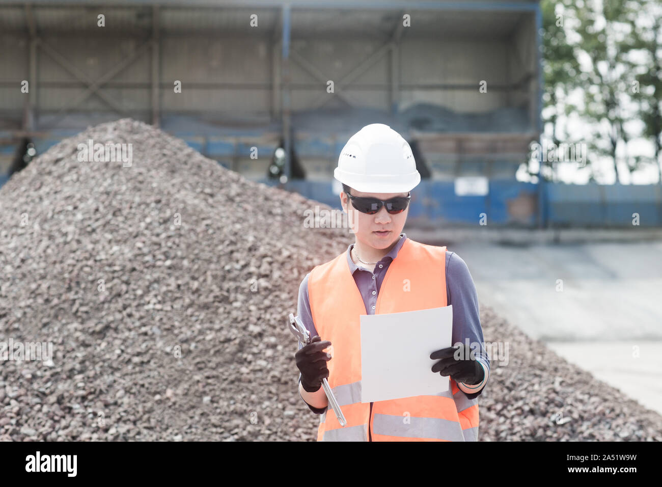 Safety glasses and factory hi-res stock photography and images - Alamy
