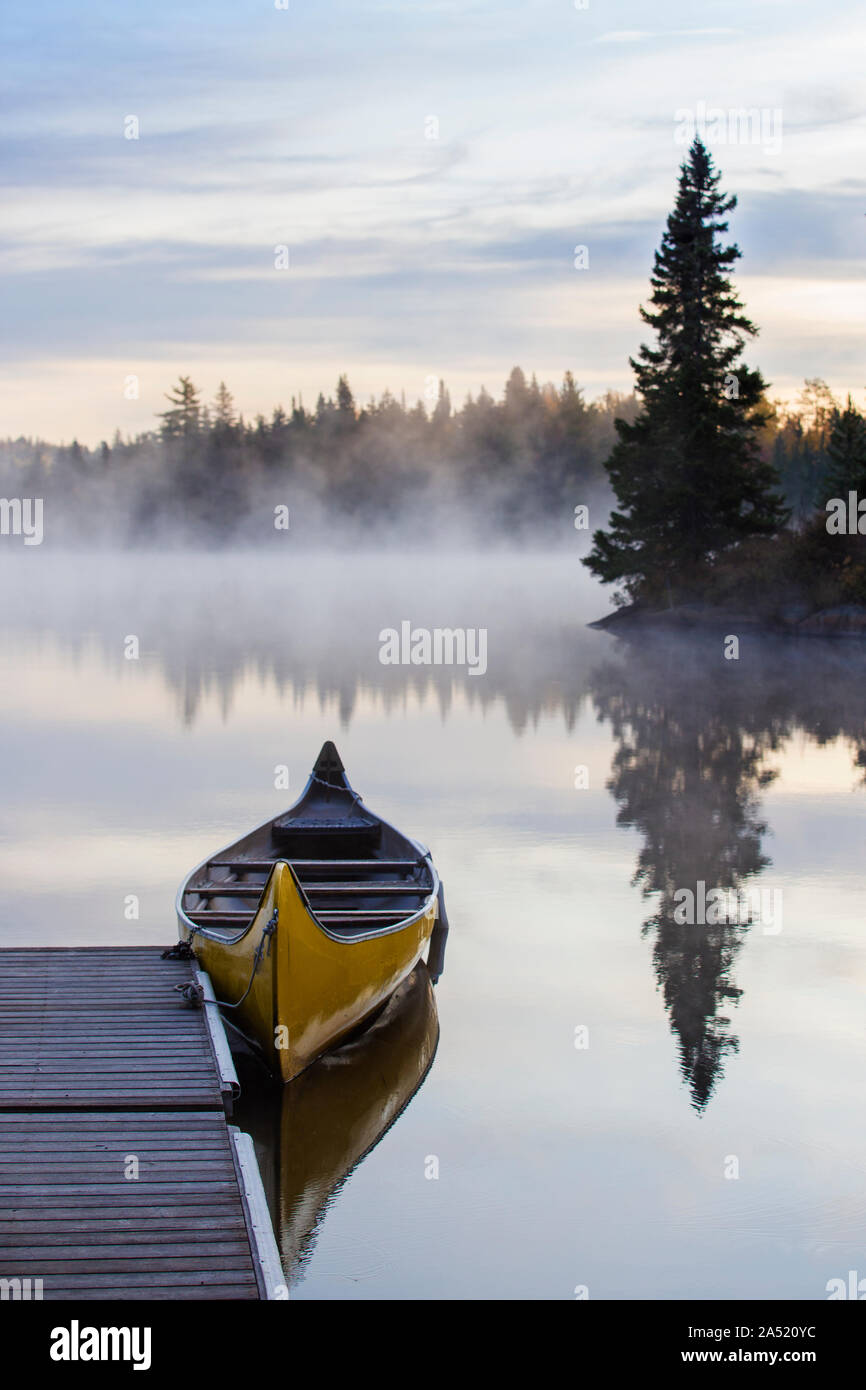 Yellow canoe in Mauricie National Park, Canada Stock Photo - Alamy