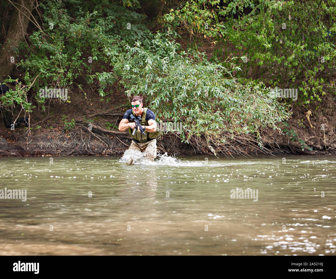 Commando experience hi-res stock photography and images - Alamy
