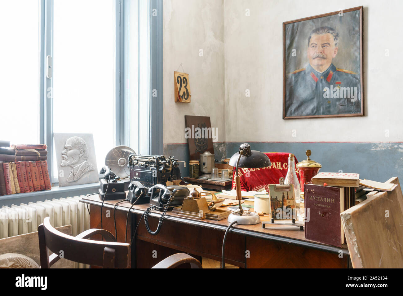 Label portrait photography hi-res stock photography and images - Alamy