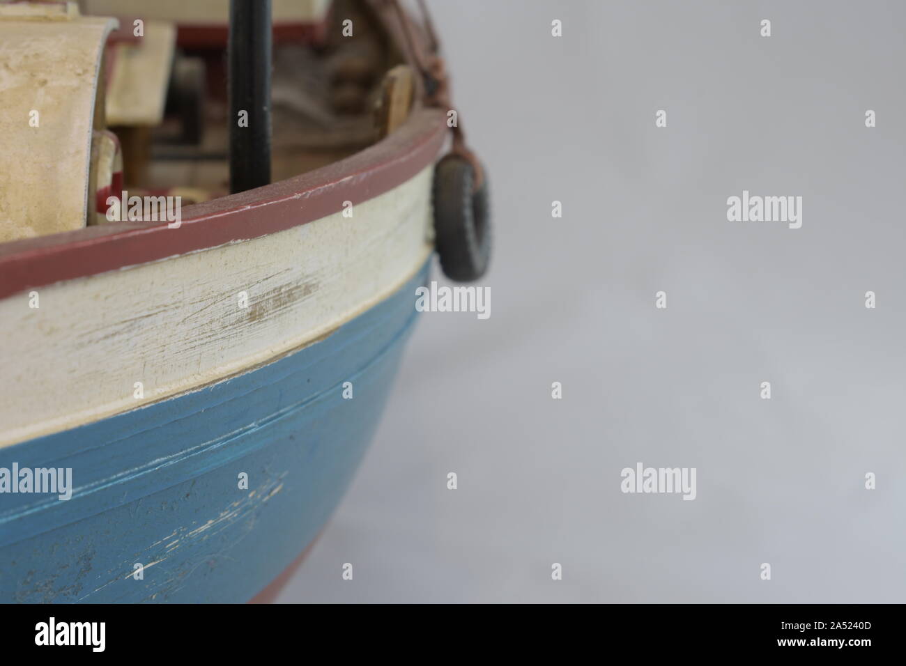 Small model boat hi-res stock photography and images - Alamy