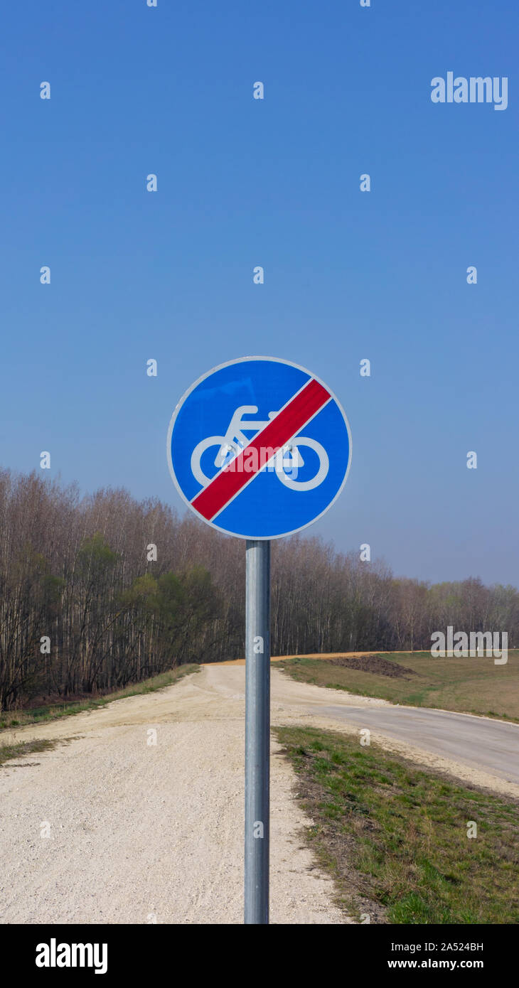 Stop sign bicycle pedestrian hi-res stock photography and images - Alamy