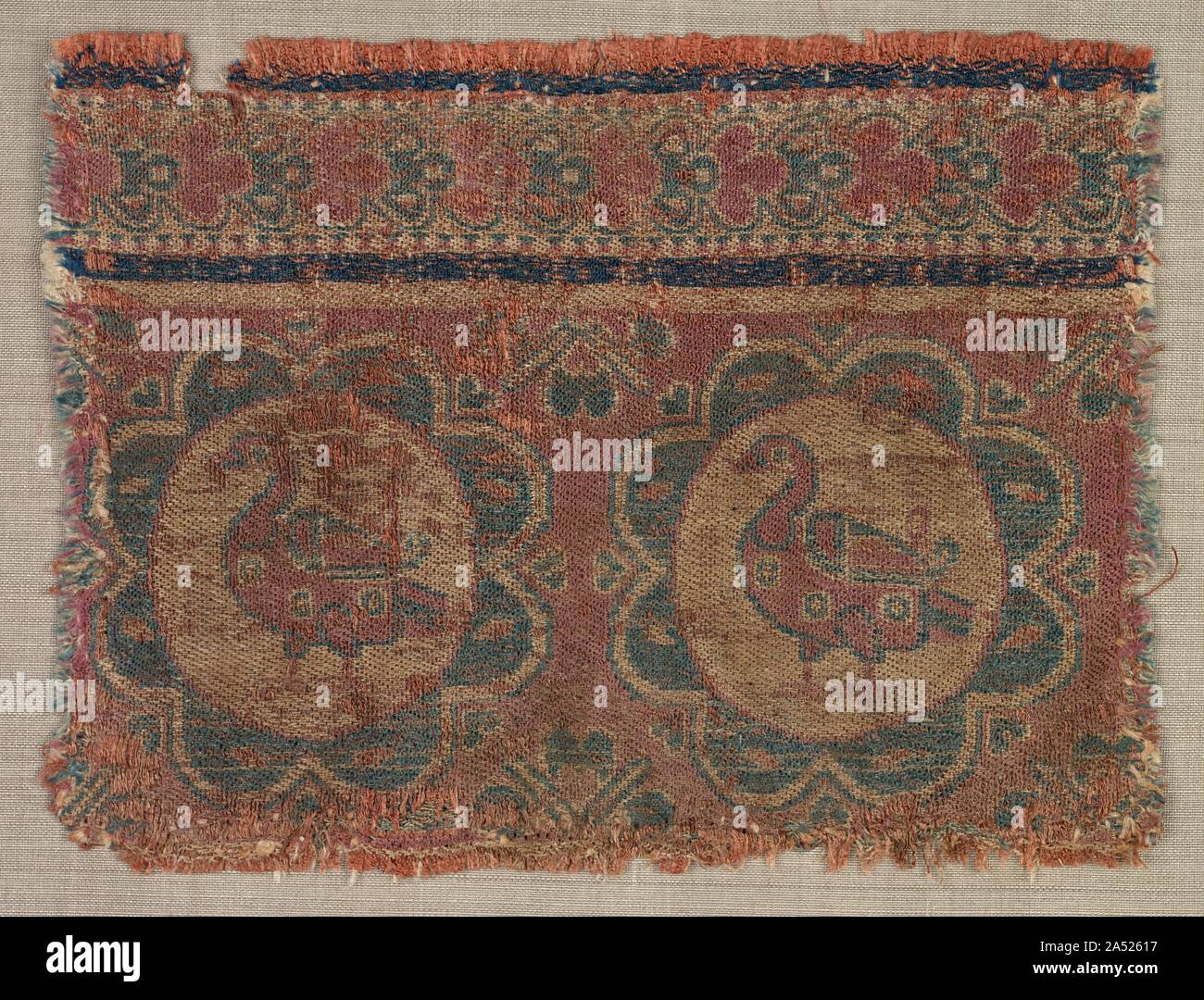 Samite roundels hi-res stock photography and images - Alamy