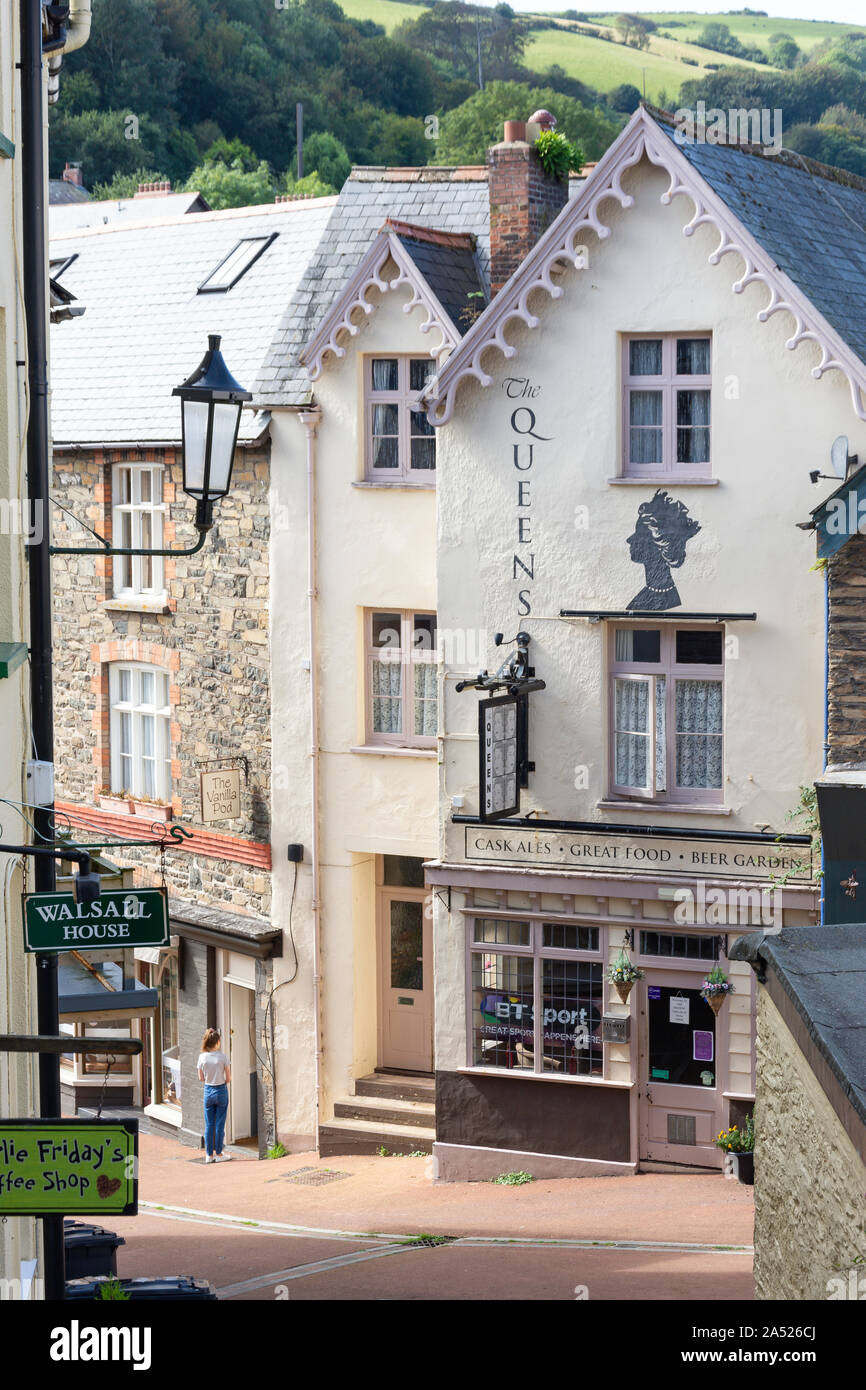 The Queens Pub, Queen Street, from Church Hill, Lynton, Devon, England ...