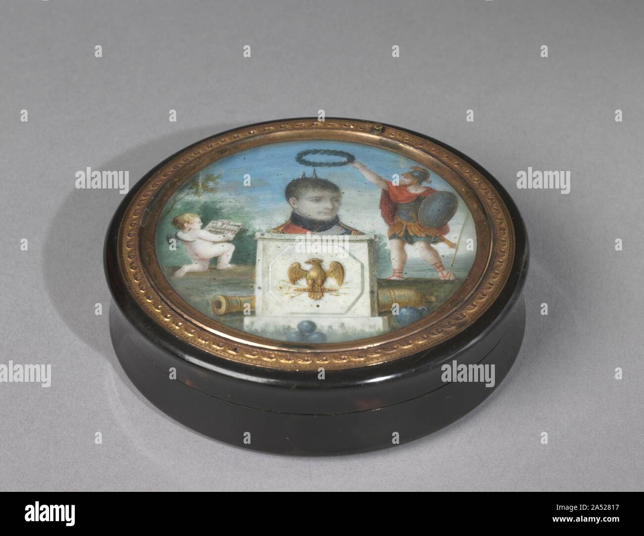 Snuff Box, early 1800s Stock Photo - Alamy