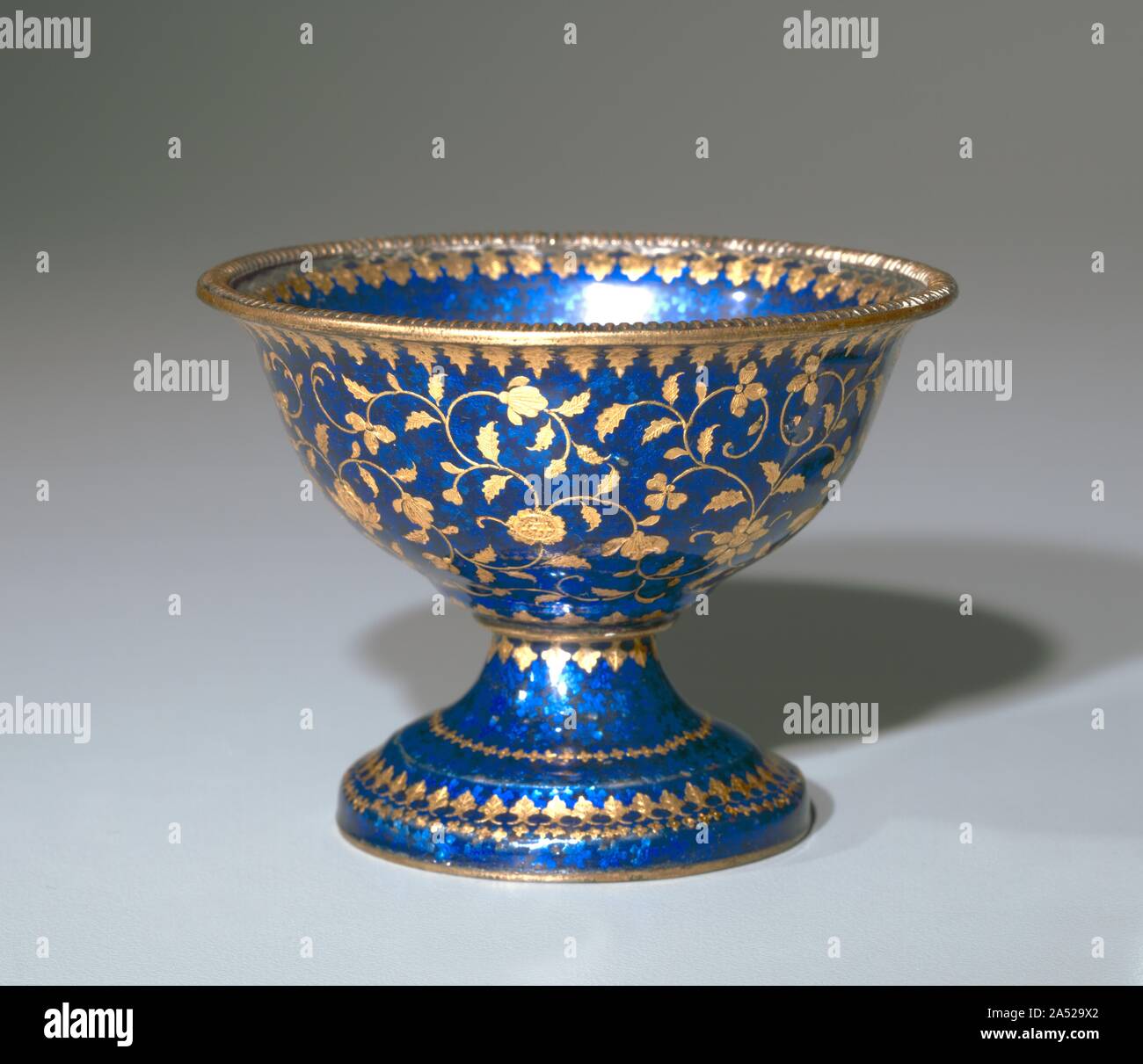 Enamel stem cup hi-res stock photography and images - Alamy