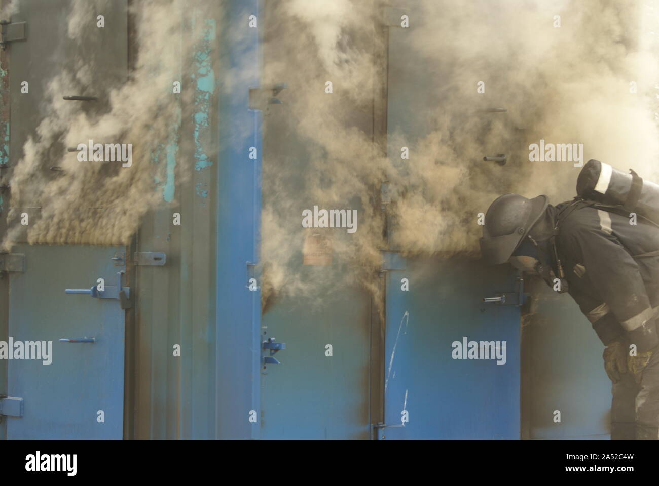 Fire smoke detection hi-res stock photography and images - Alamy