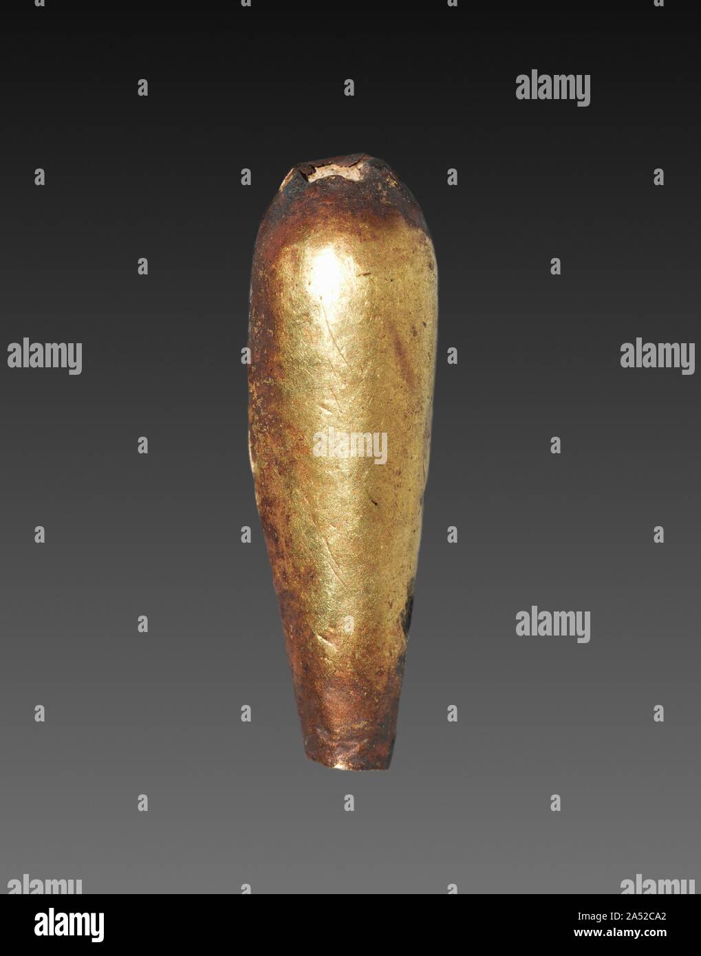 Teardrop shaped hi-res stock photography and images - Alamy