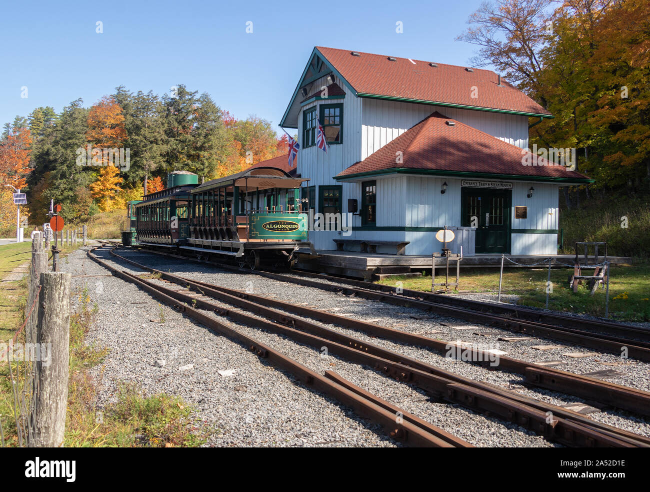 Museum of orange heritage hi-res stock photography and images - Alamy