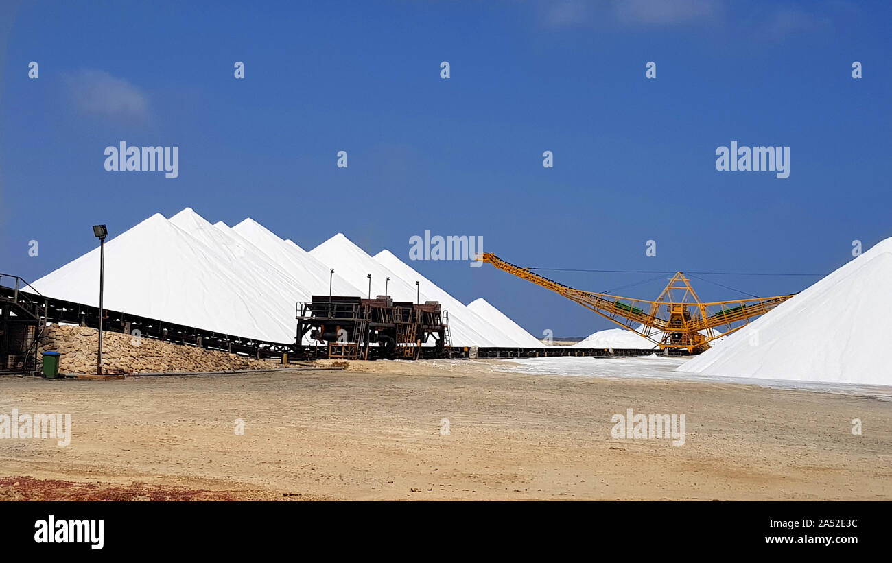 Salt mountains of mining on Bonaire Stock Photo - Alamy
