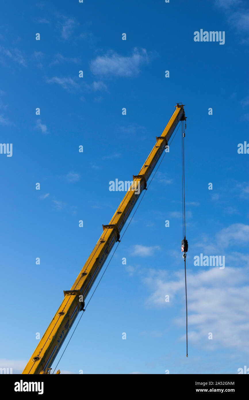 Crane arm hi-res stock photography and images - Alamy