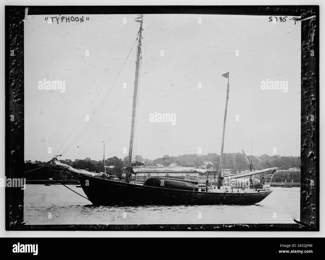 Typhoon rain Black and White Stock Photos & Images - Alamy