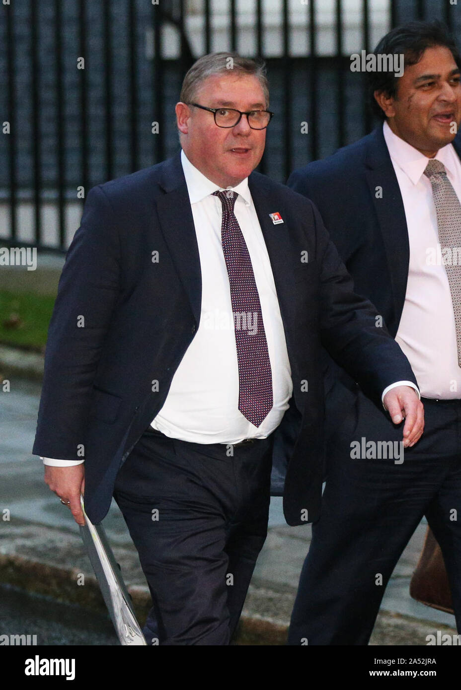 Mark francois left leaving downing street hi-res stock photography and ...