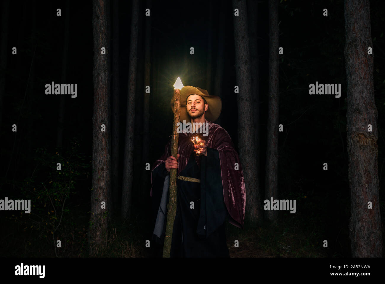 Man wearing wizard costume hi-res stock photography and images - Alamy