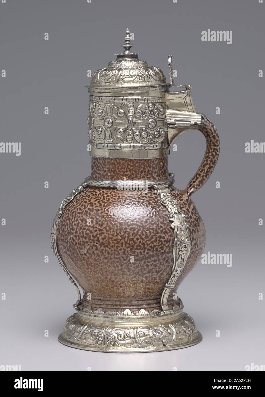 Tigerware hi-res stock photography and images - Alamy