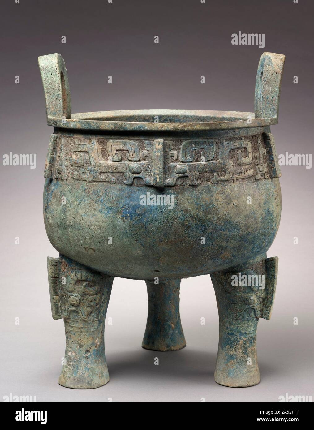 Tripod (Ding), 1000s BC. Large and majestic, this tripod gives the ...
