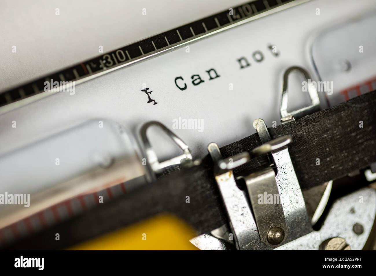 old typewriter with text i can not Stock Photo - Alamy