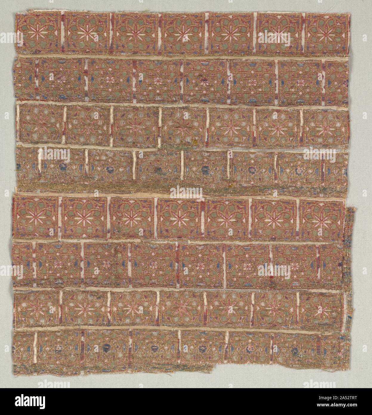 Staggered squares hi-res stock photography and images - Alamy