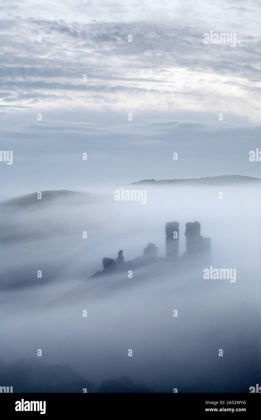 Corfe castle in silhouette hi-res stock photography and images - Alamy
