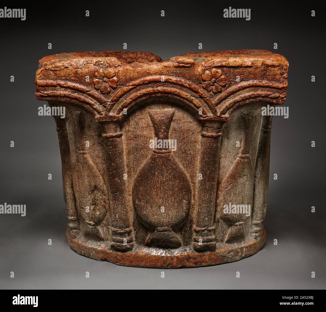 Well Head, 1400s Stock Photo - Alamy