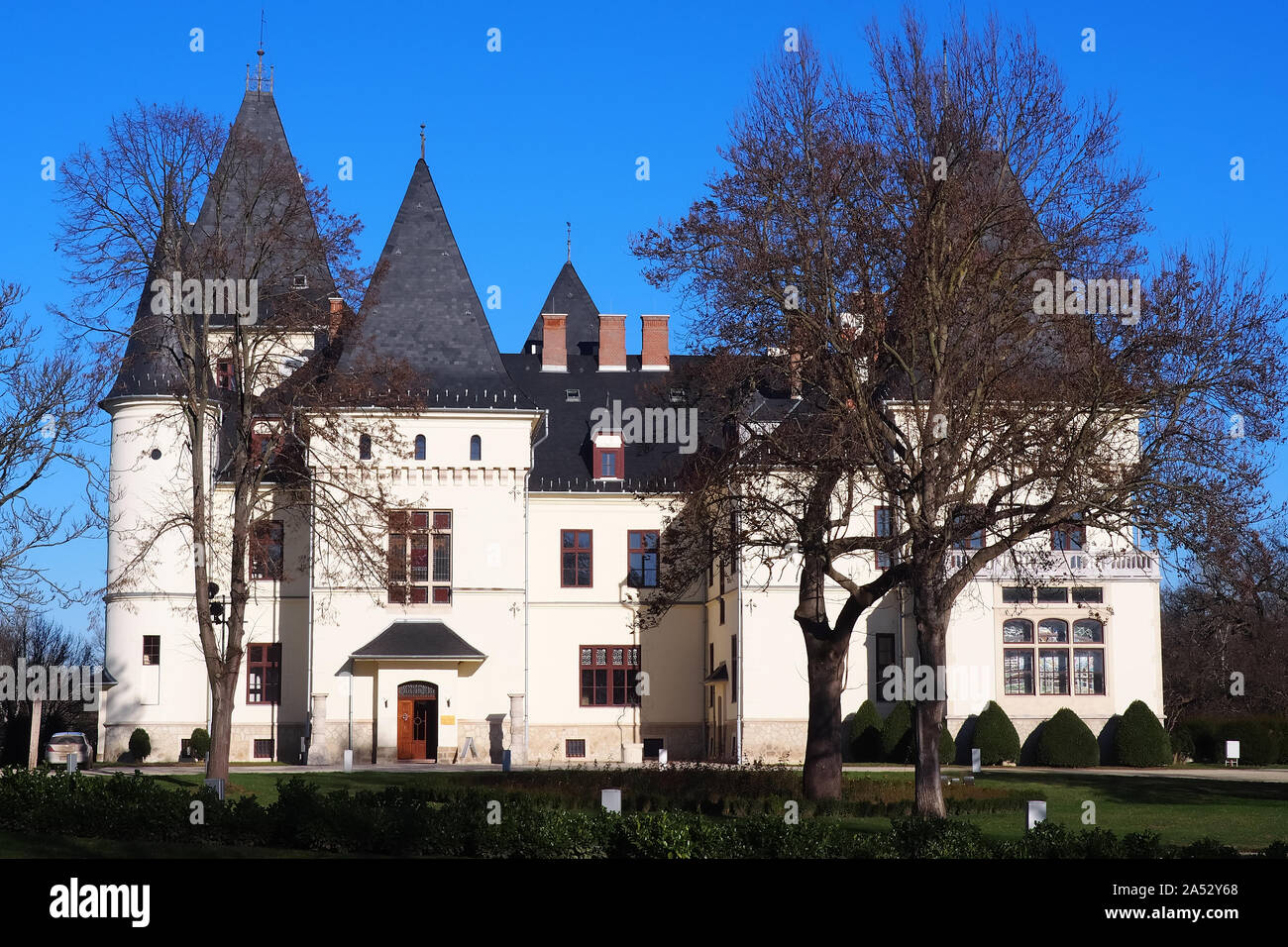 Andrassy castle hi-res stock photography and images - Alamy