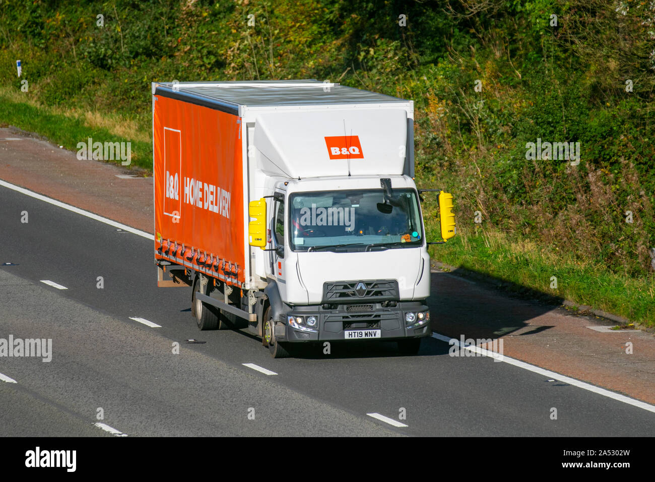 Renault Lorry Stock Photos & Renault Lorry Stock Images - Alamy